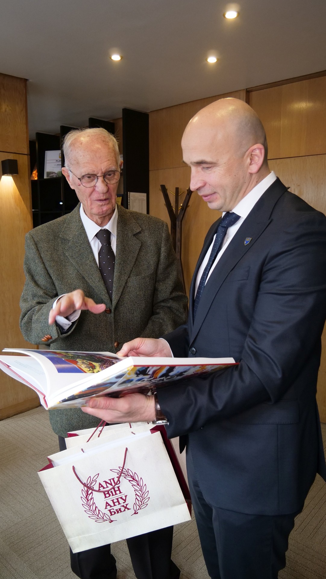 The Government of ZDK supported the work of ANUBiH and VKBI ...